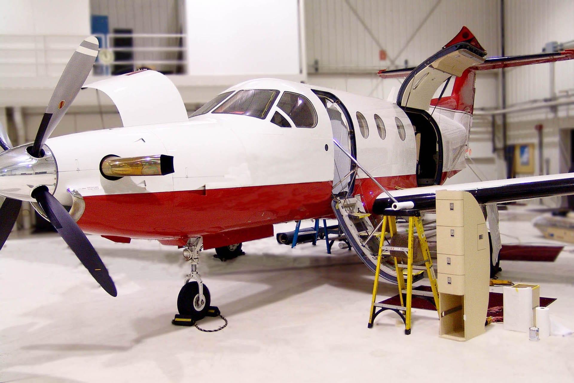 Special Mission Aircraft | Air Medical Conversions - EAS | FJC | PJC